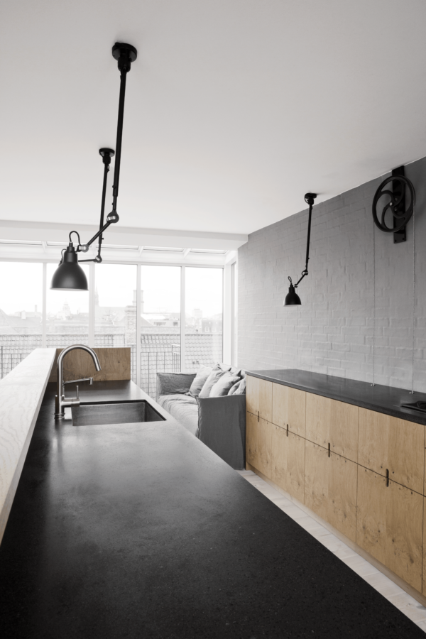 Natural, black, dark green and white lava stone kitchen - Made a Mano