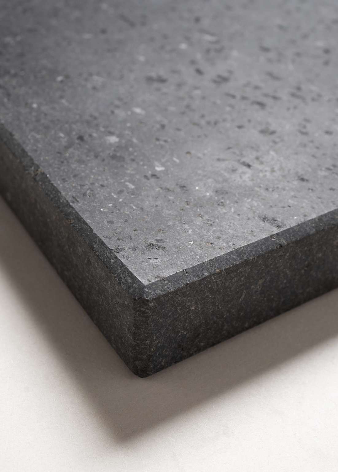 Order a bathroom table top in natural lava stone - Made a Mano