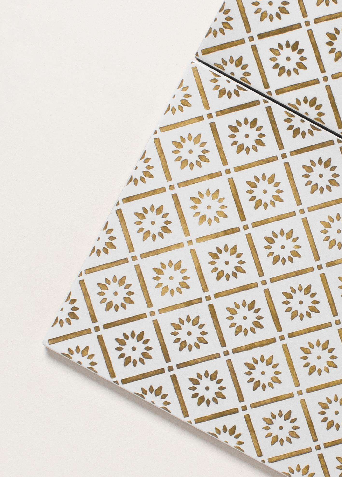 Patterned terracotta tiles - Made a Mano