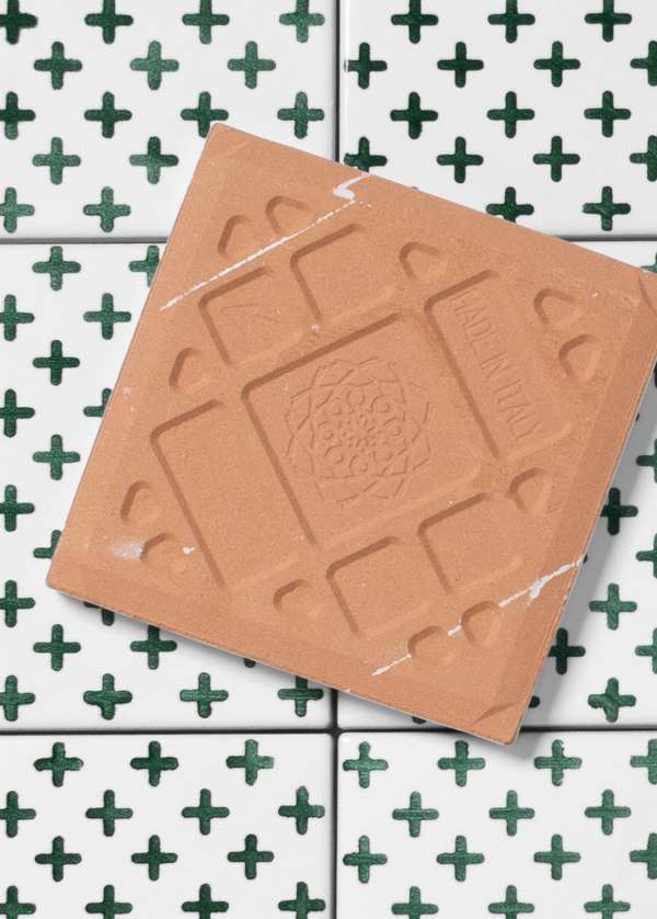 Green patterned terracotta tiles - By Made a Mano.
