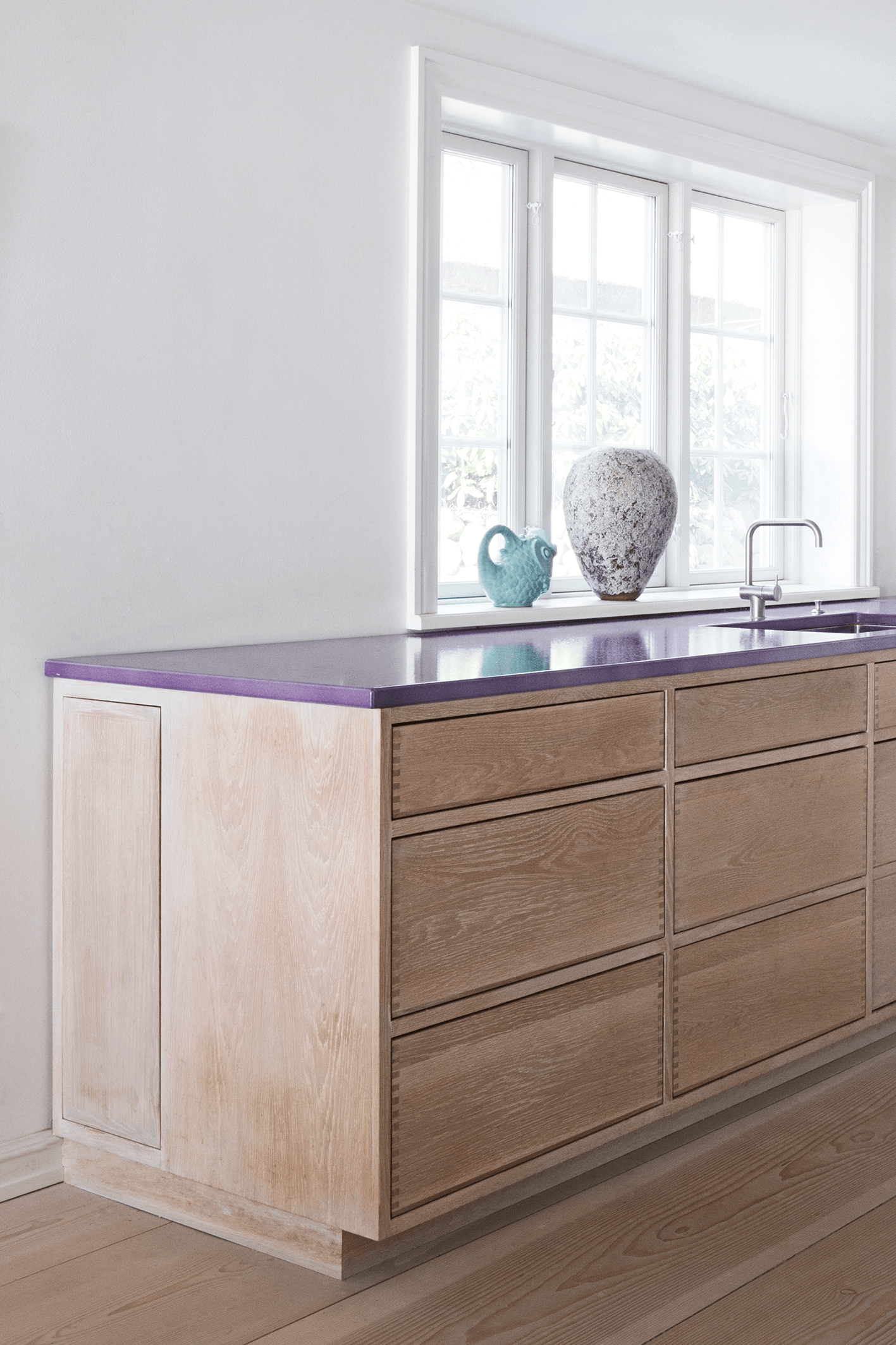 Purple lava stone kitchen - Made a Mano