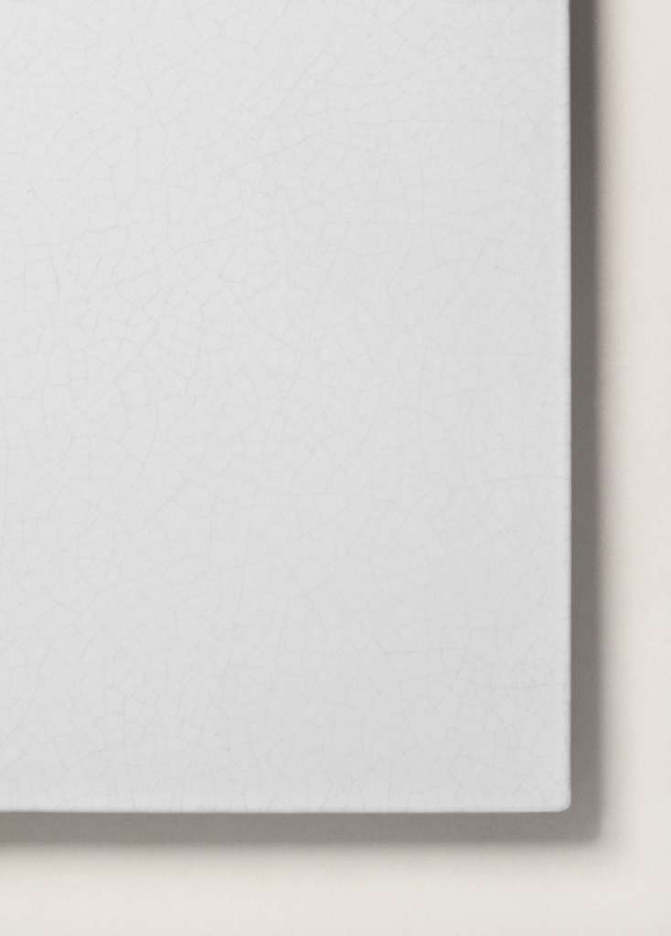 Glazed lava stone top - By Made a Mano.