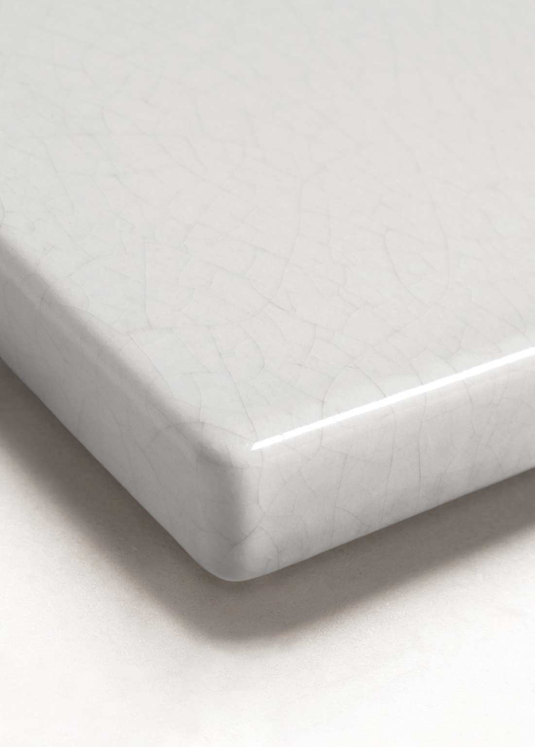 Glazed lava stone top - By Made a Mano.