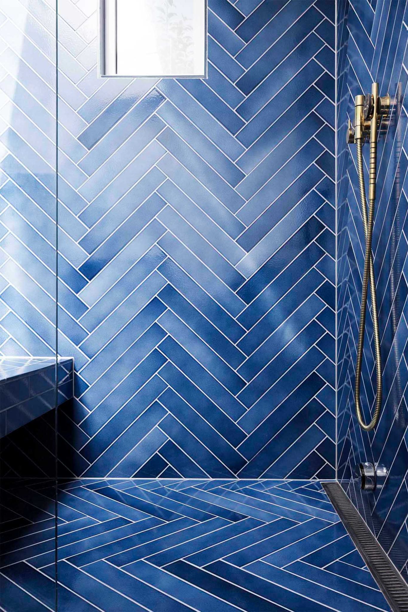 Sky blue terracotta bathroom - Made a Mano